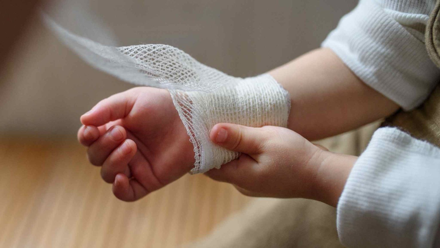 Learn From a First Aid and CPR Course for a Child and Baby