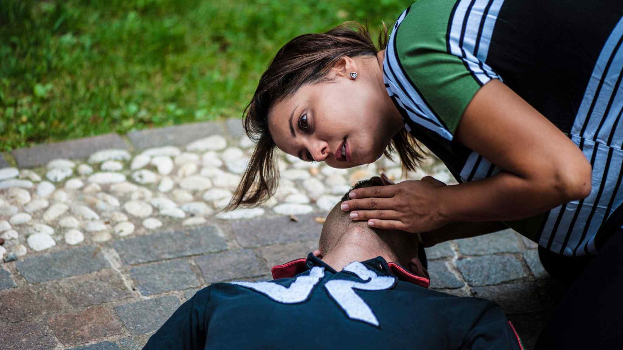 How To Perform CPR On An Adult | The First Aid Nest