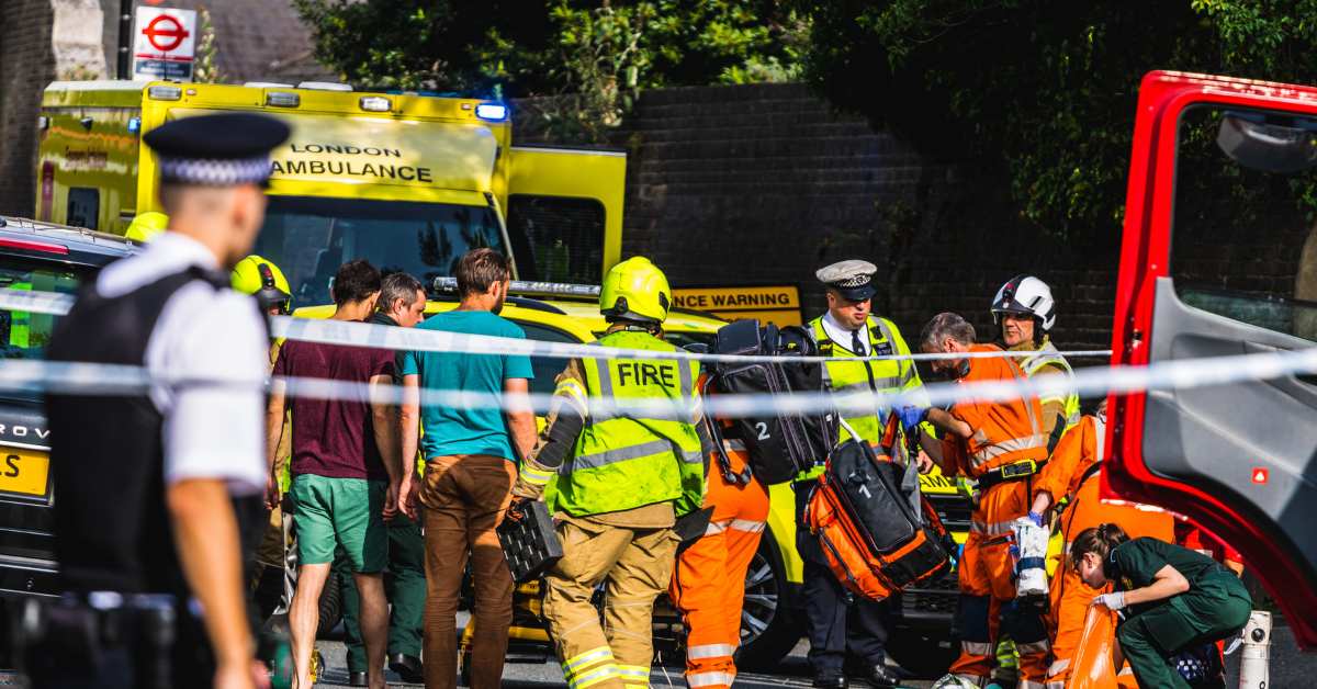 First Aid Response to Car Accidents: Prioritizing Safety and Assessing ...